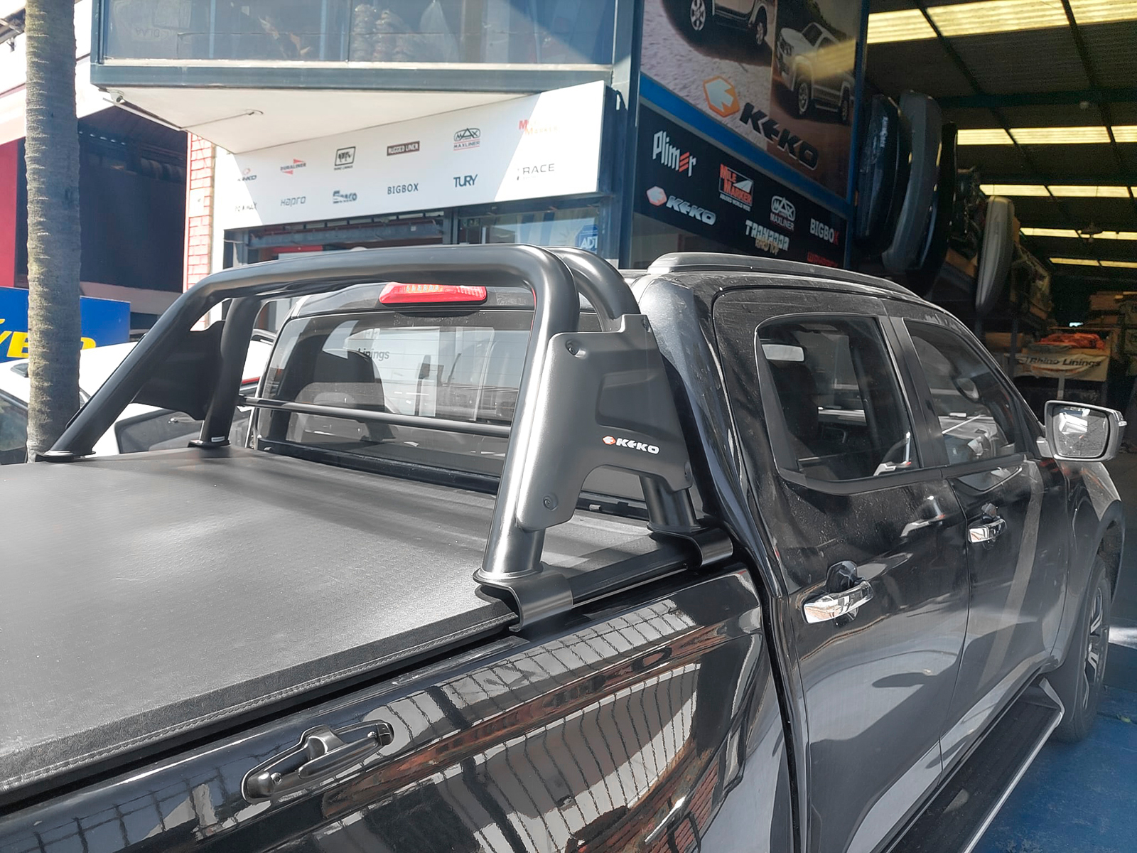 Barra Antivuelco Keko K1 Acero Mazda BT50 D/Cabina Negro - ProtecCar