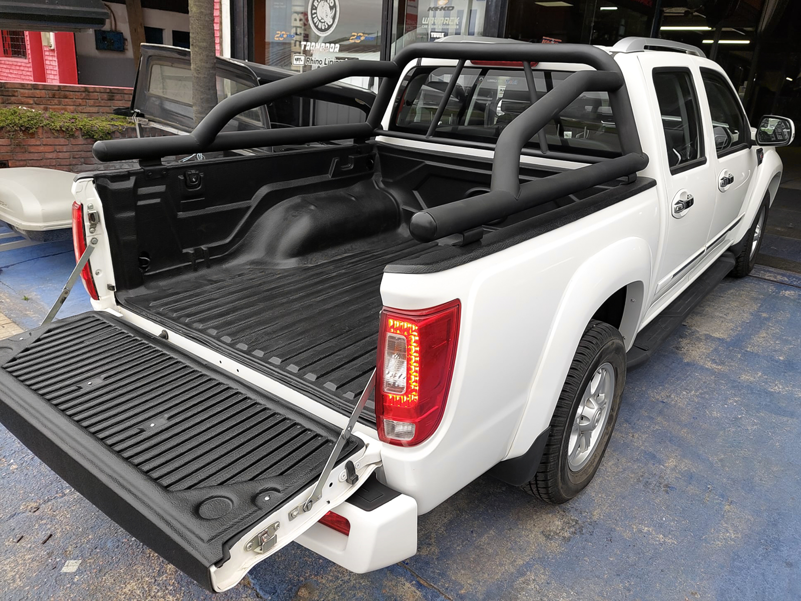 Cubre Caja Spaco Polietileno Great Wall Wingle 6 Negro - ProtecCar