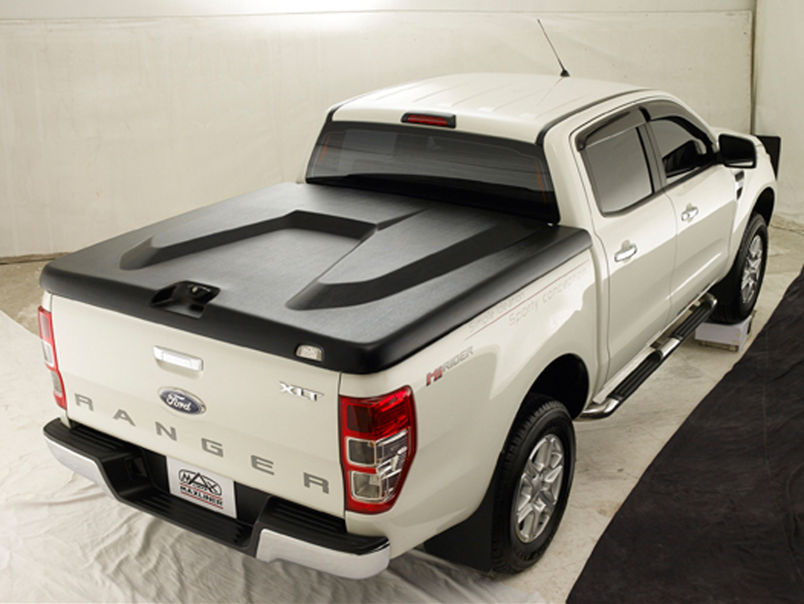 Tapa rígida Maxliner Plástico ABS Ford New Ranger Negro - ProtecCar