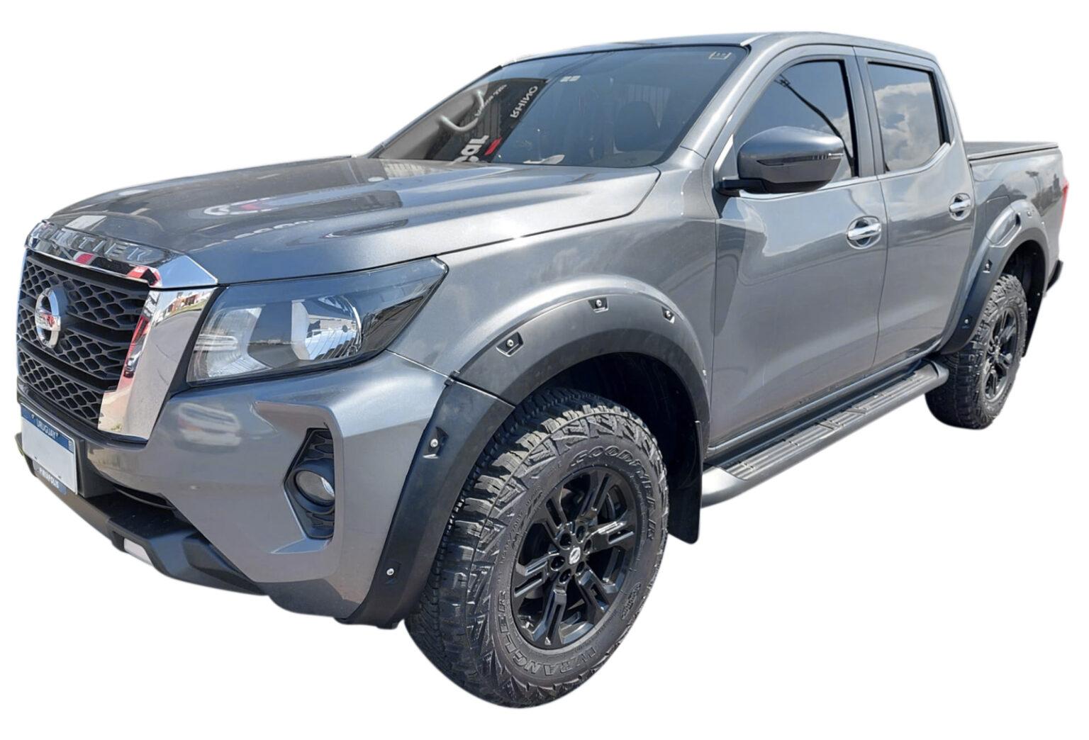 Fenders C/Agujeros Spaco Nissan NP300 Frontier DC 2021+ - ProtecCar