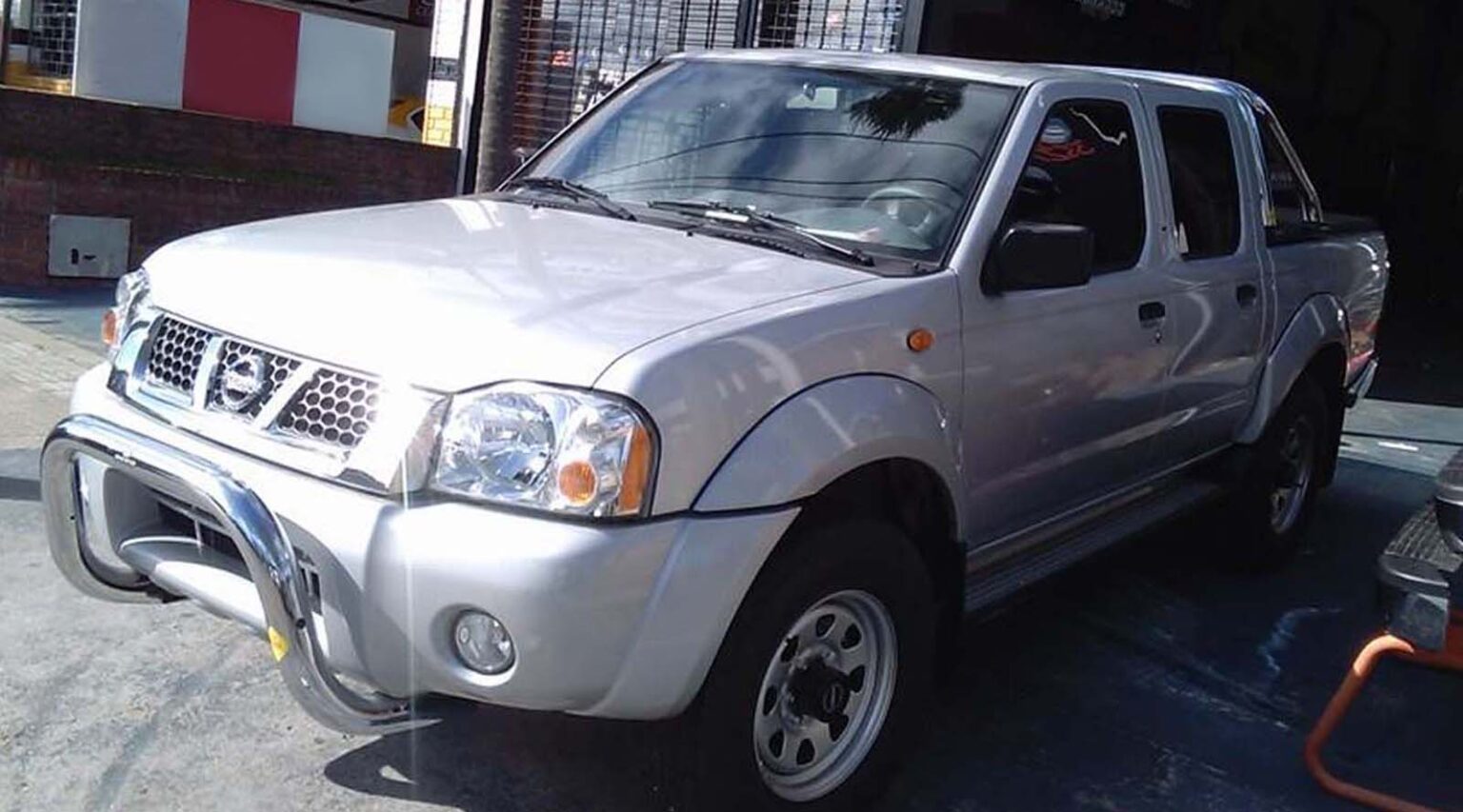 Defensa Keko K1 Nissan Frontier D22 2003-2014 Cromado - ProtecCar