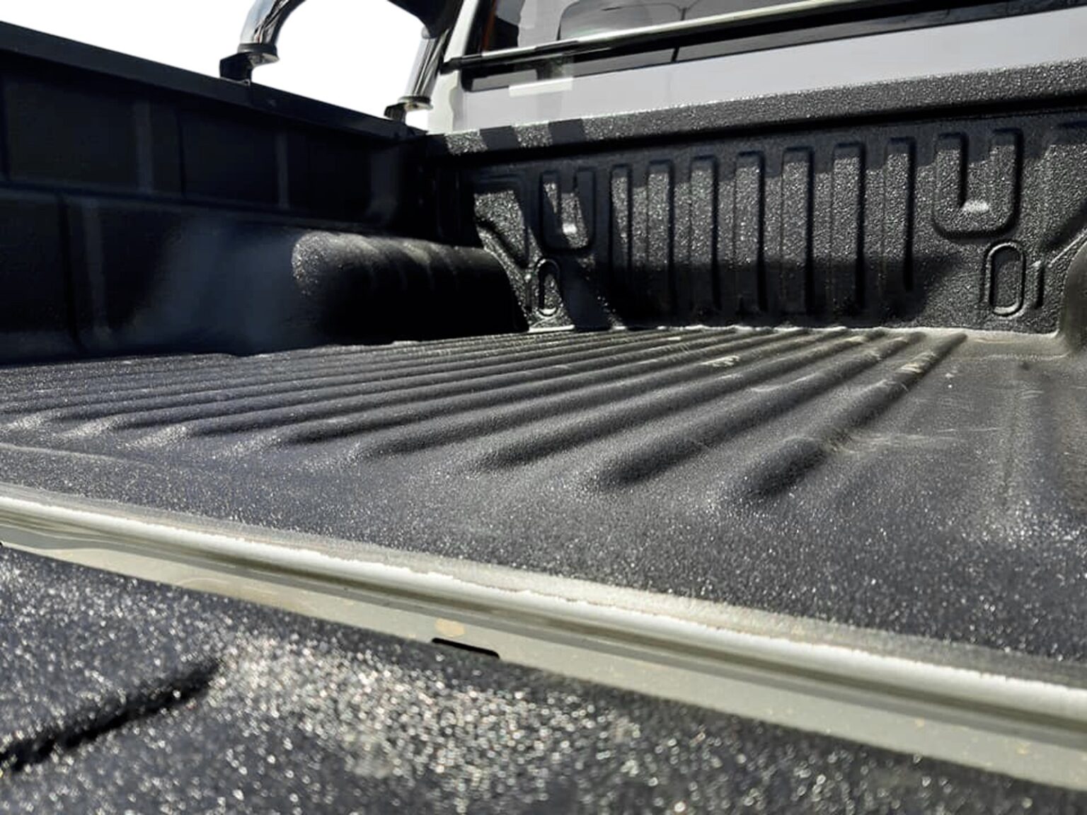 Recubrimiento Rhino Linings Ram Dakota Doble Cabina - ProtecCar