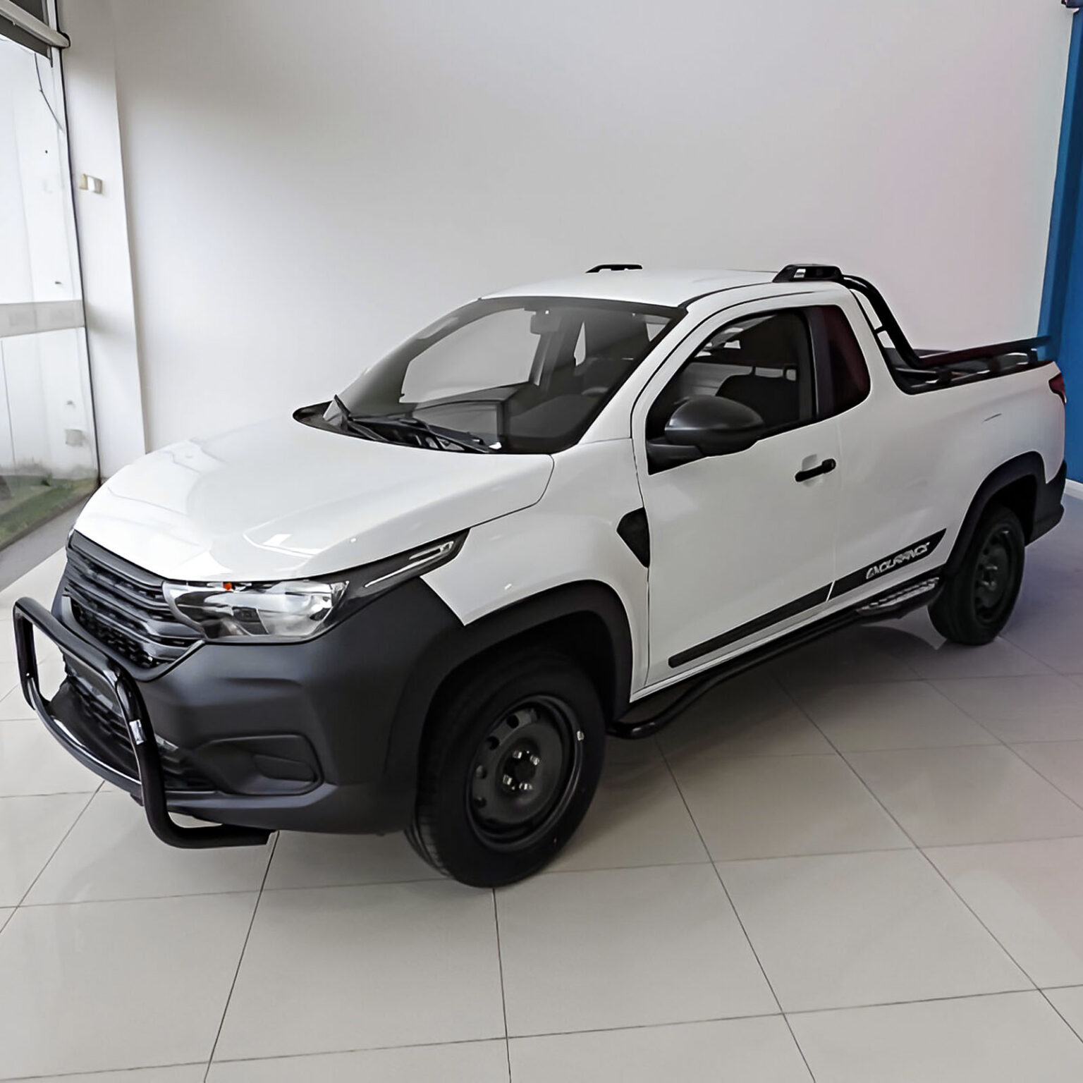 Defensa En Caño Acero Carbono Fiat Strada 2023+ Negro - ProtecCar
