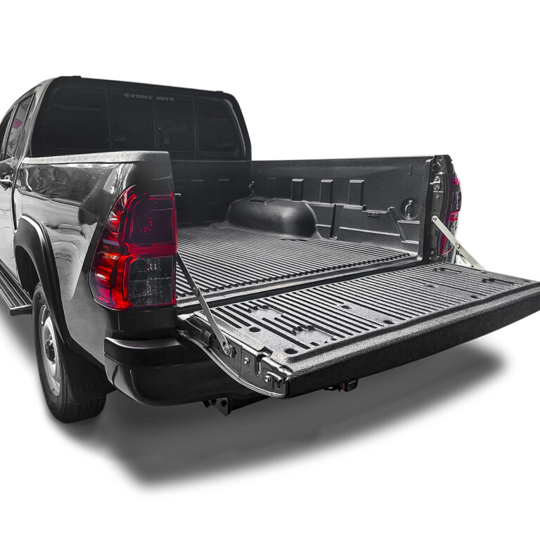 Cubre Caja C/Bordes Rugged Liner Toyota Hilux Revo DC 2015+ - ProtecCar